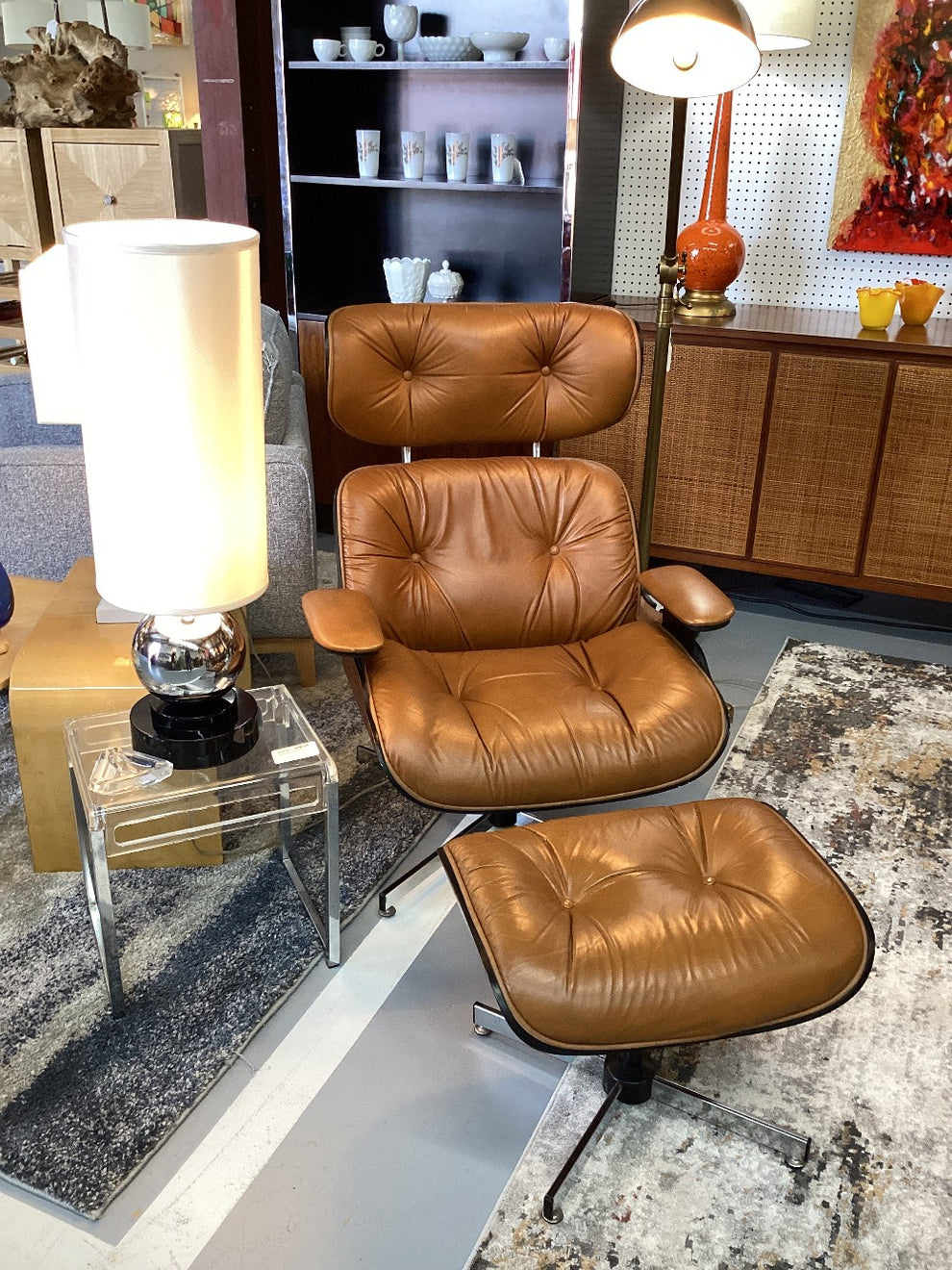 In the style of Herman Miller Eames chair – Berner's Auction, Inc.