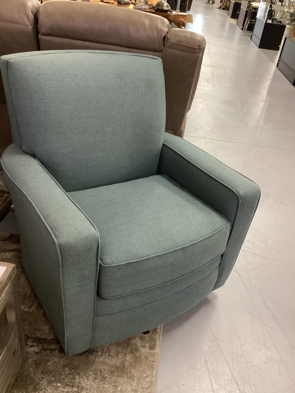 Craftmaster Swivel Chair – Berner's Auction, Inc.